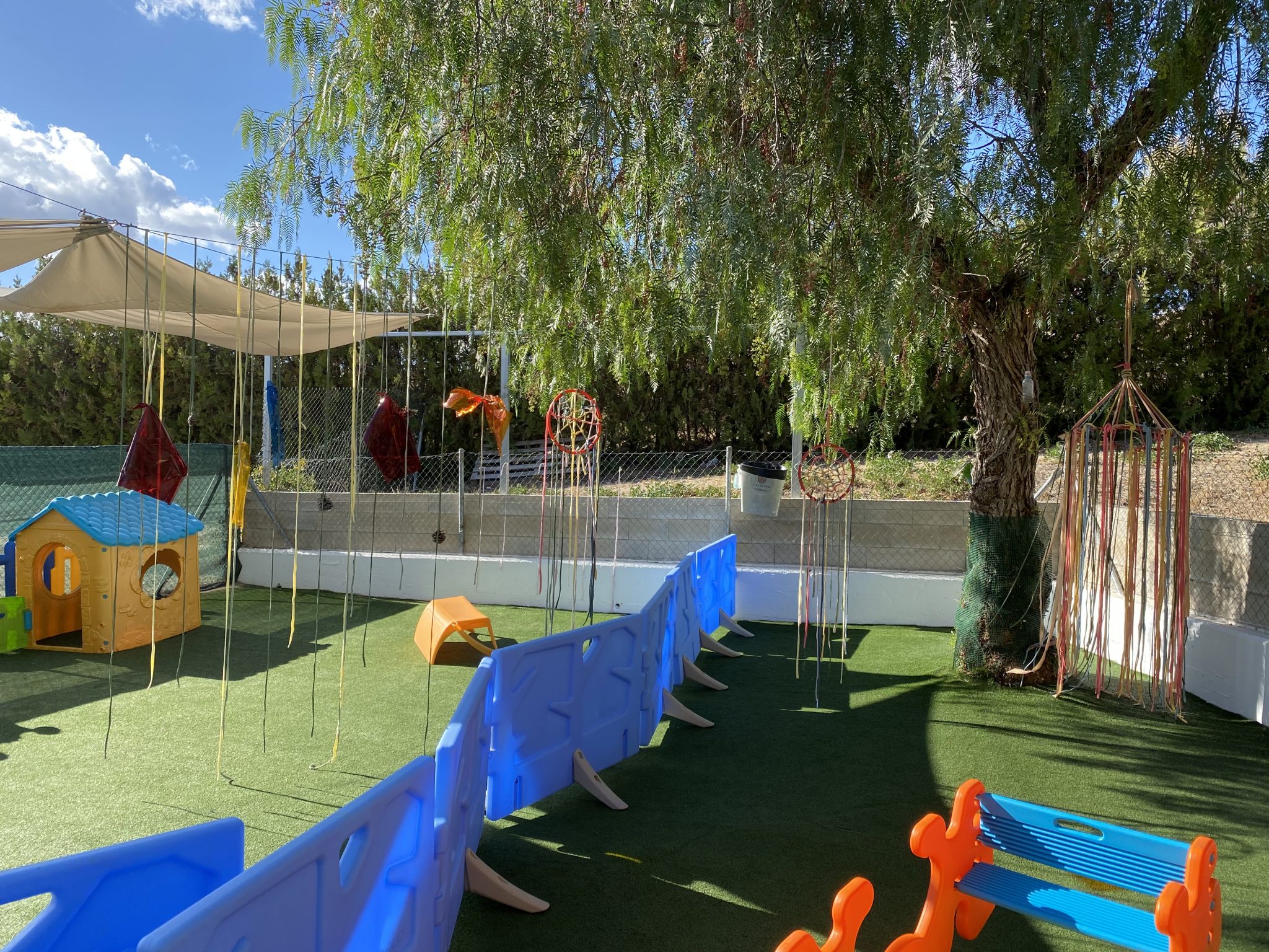 Patios – ESCUELA INFANTIL SANTA INFANCIA